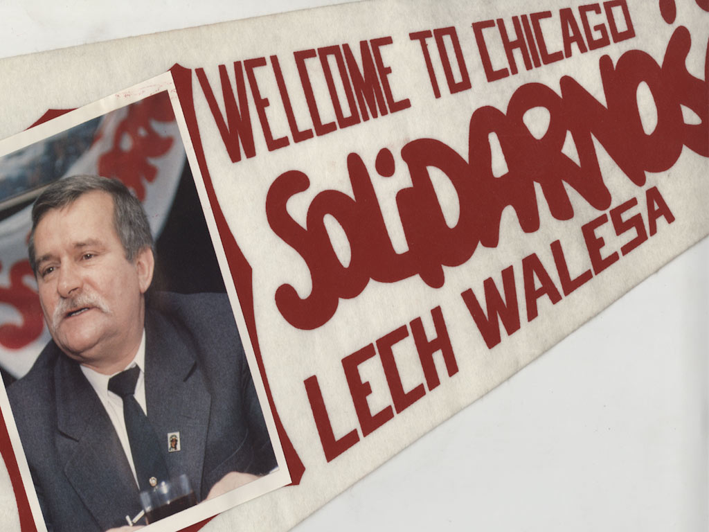 WTTW commemorates the 40th Anniversary of the formation Solidarnosc ...