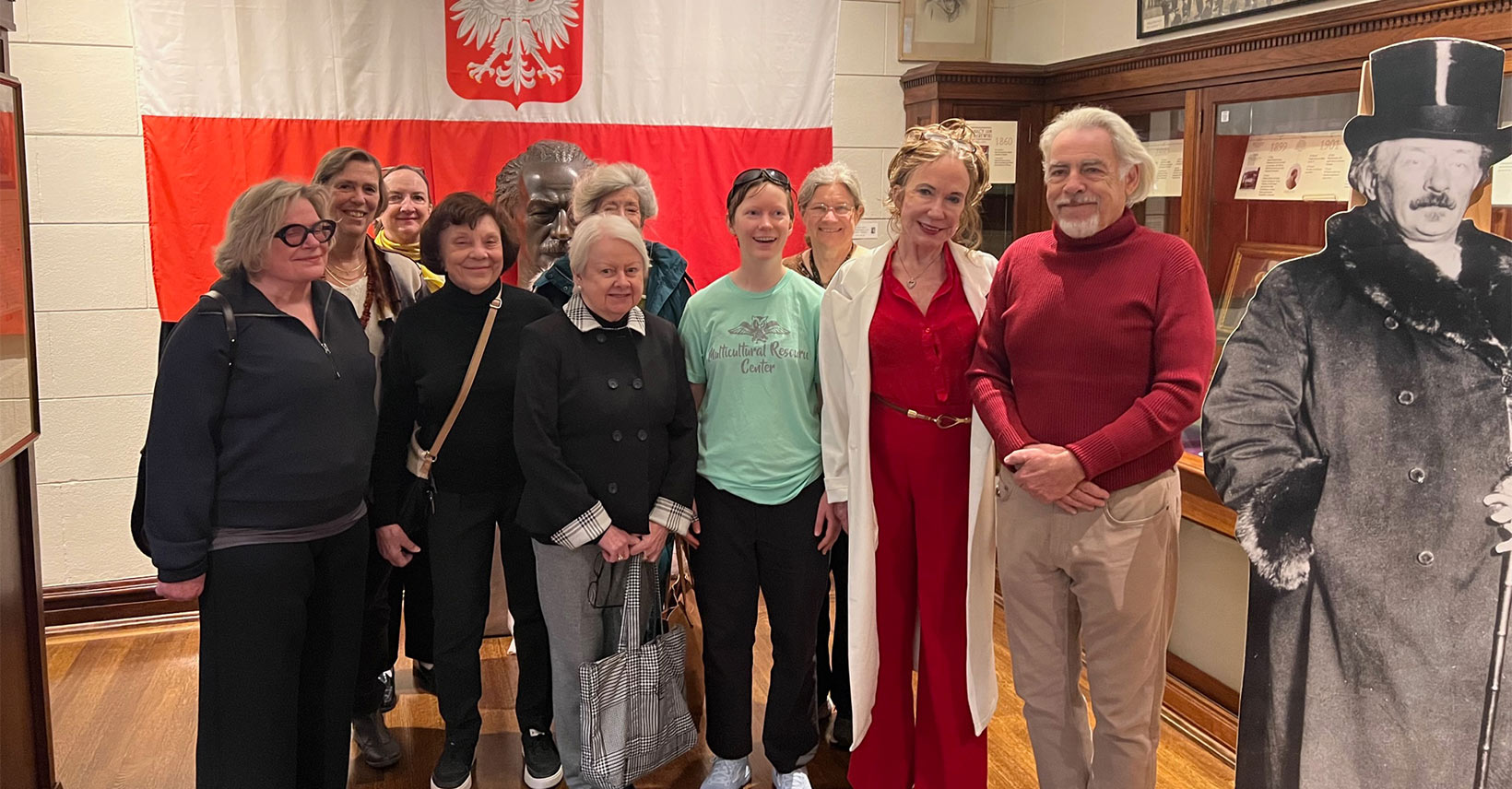 Chicago History Museum staff and Guild members visit the PMA | PMA